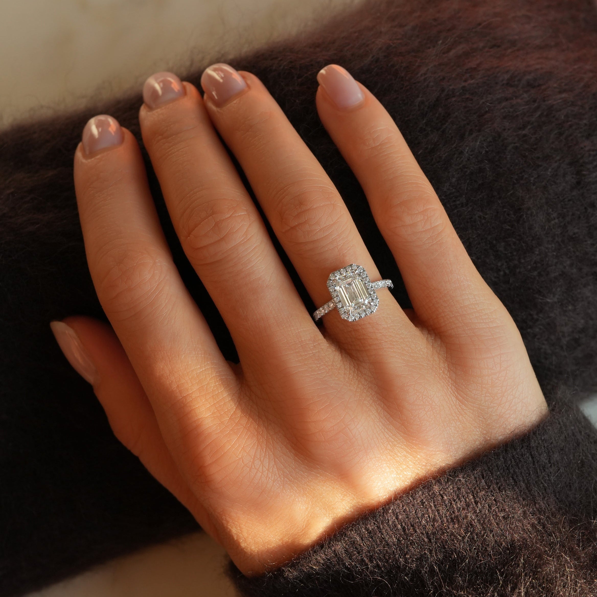 BEAU 2.03 ct, Größe 48, Weißgold